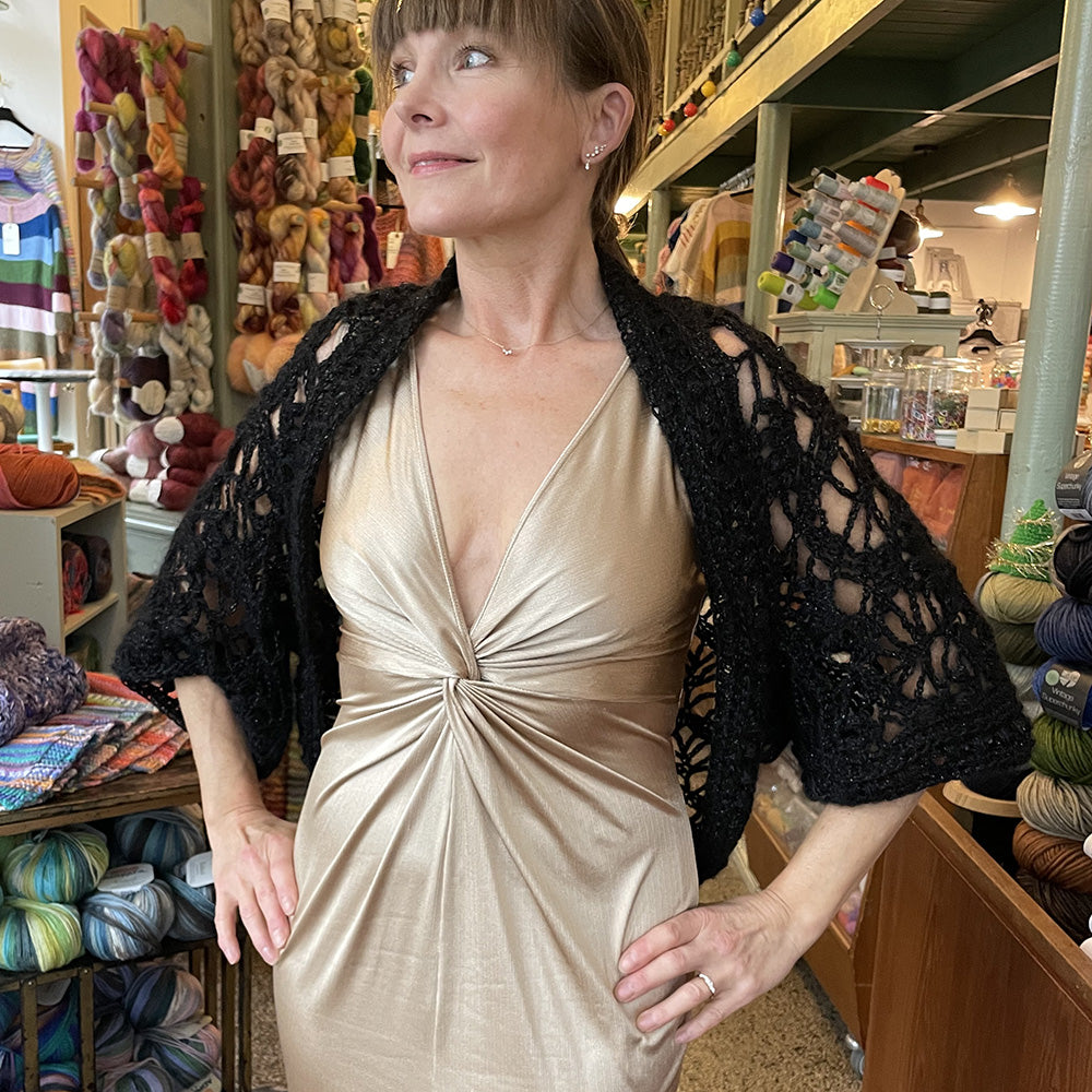 Woolstocks Diana Hæklet Bolero – Woolstock cotton, wool and coffee